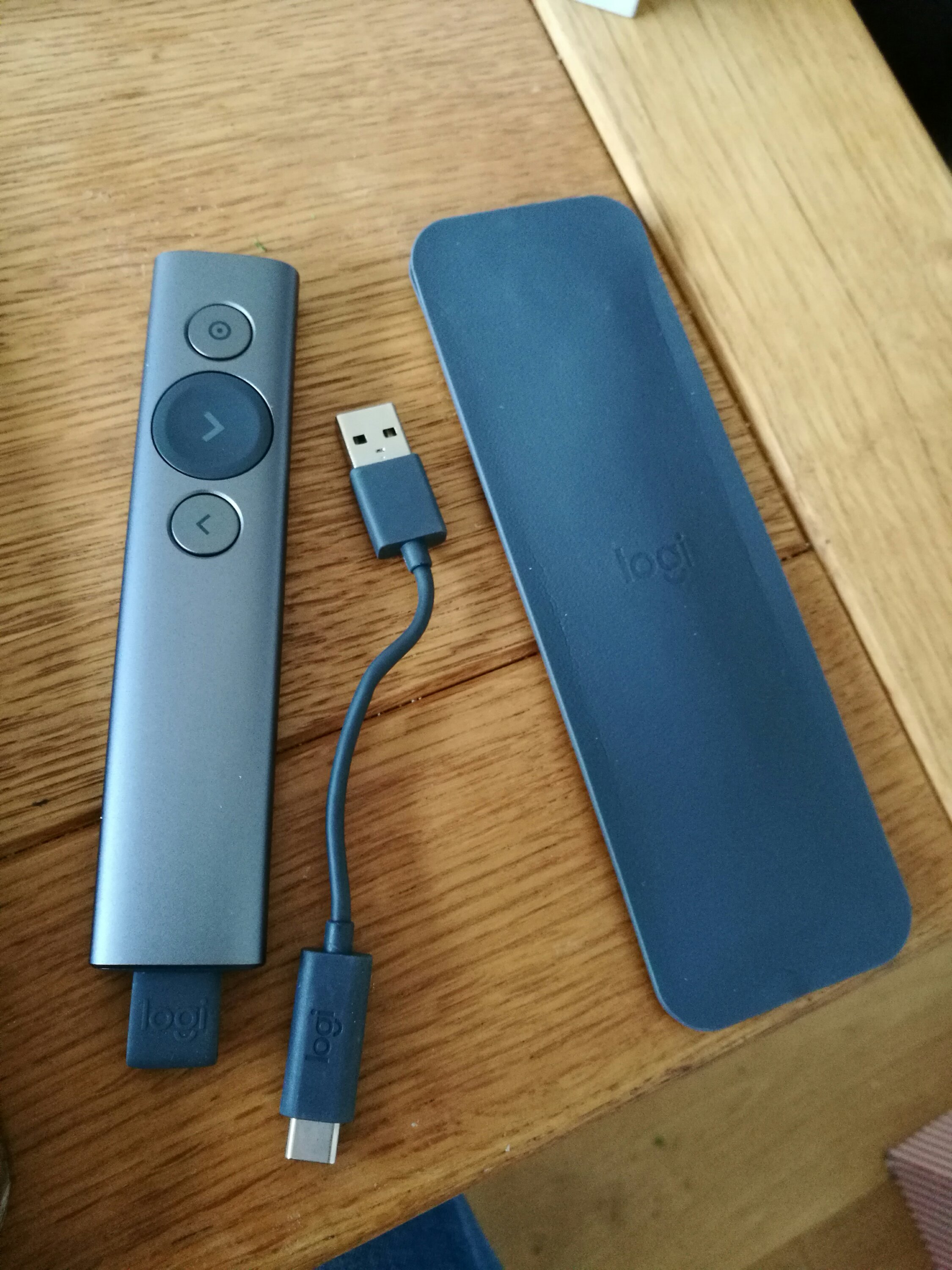 Review: Logitech Spotlight Remote the Smart Way to do a Presentation ...